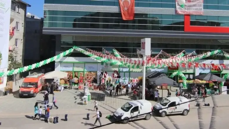 Onur Market in Bursa daki 65 inci mağazası açıldı