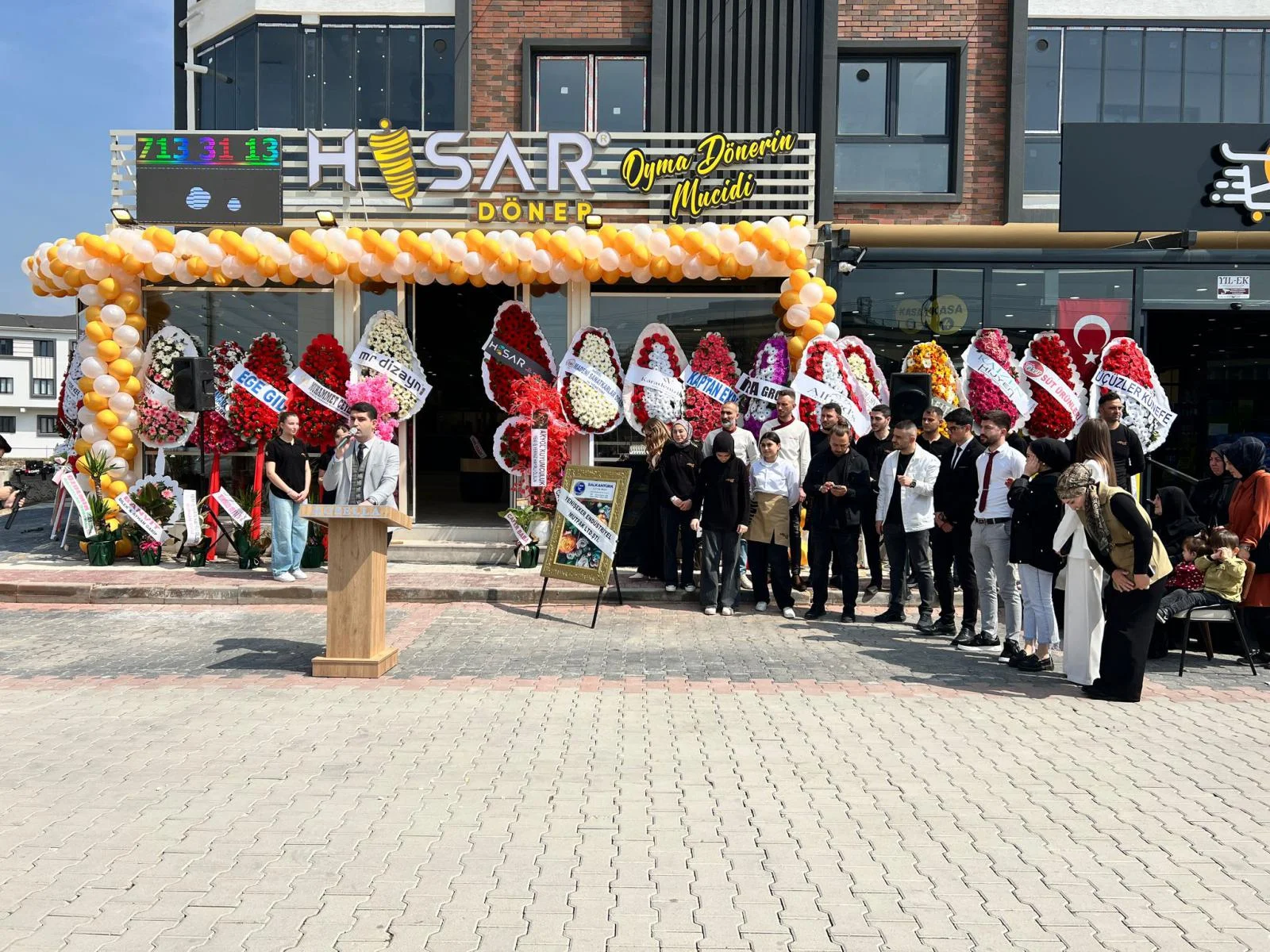 İnegöl’ün öncü markası Hisar Döner 4. Şubesini açtı